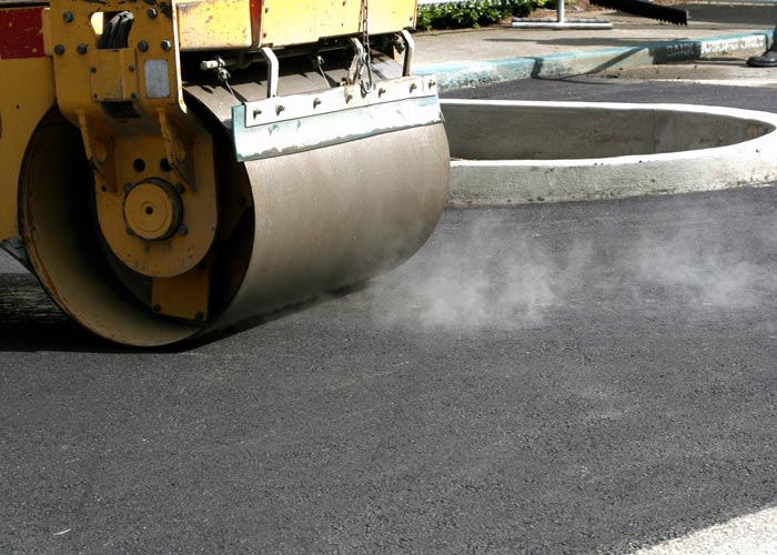 Resurfacing vs. Replacing Your Asphalt Surface | A-1 Asphalt Inc.